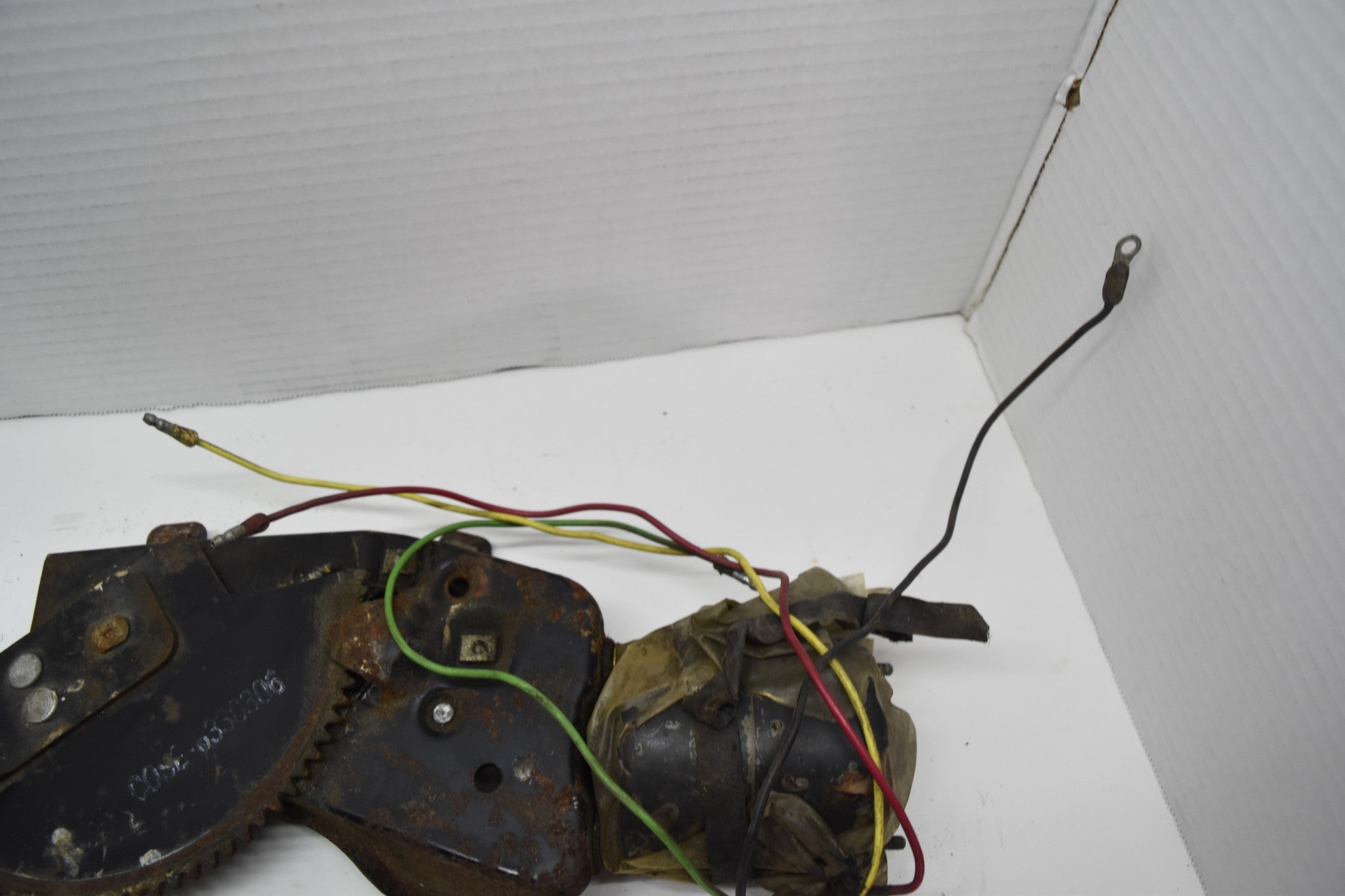 1958 1959 1960 FORD THUNDERBIRD REAR PASSENGER VENT WINDOW MOTOR REGUL ...