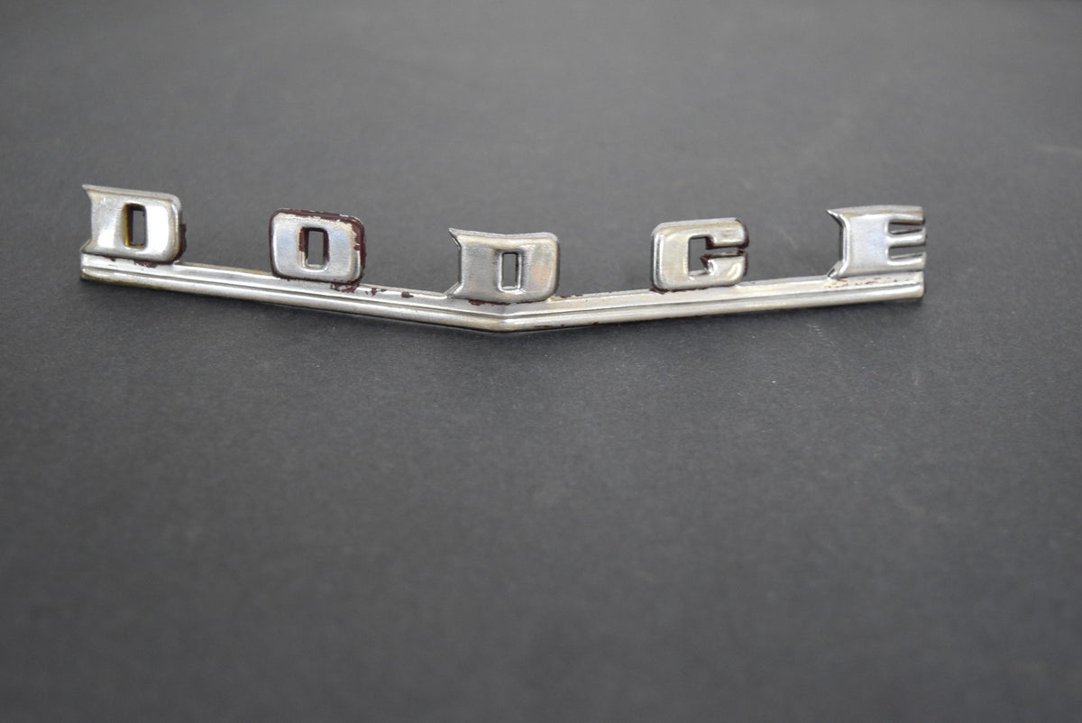 1946 1947 1948 Dodge D24 Custom Deluxe Nose Emblem Script 46 47 48 MOP ...