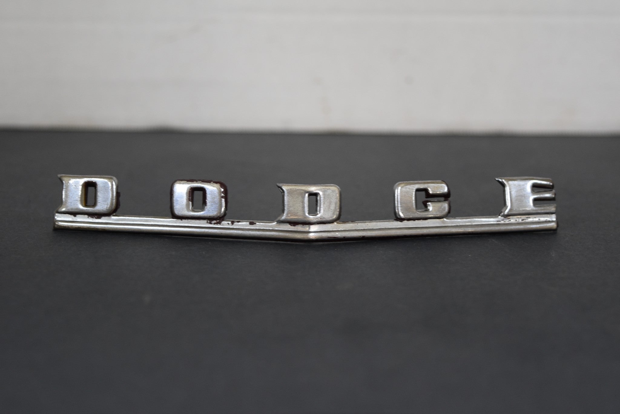 1946 1947 1948 Dodge D24 Custom Deluxe Nose Emblem Script 46 47 48 MOP ...