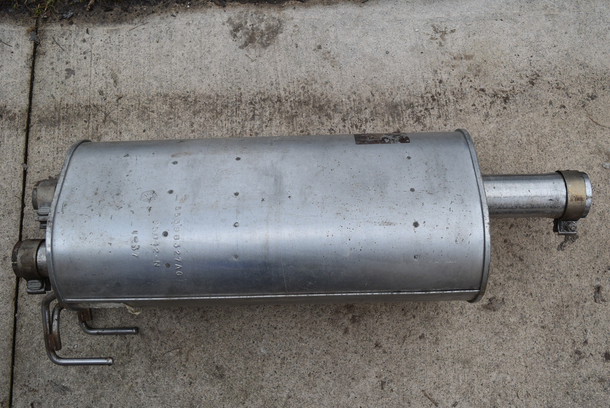 OEM 2013-2017 Dodge Ram 1500 5.7L Hemi Engine Exhuast Muffler 13 14 15 ...