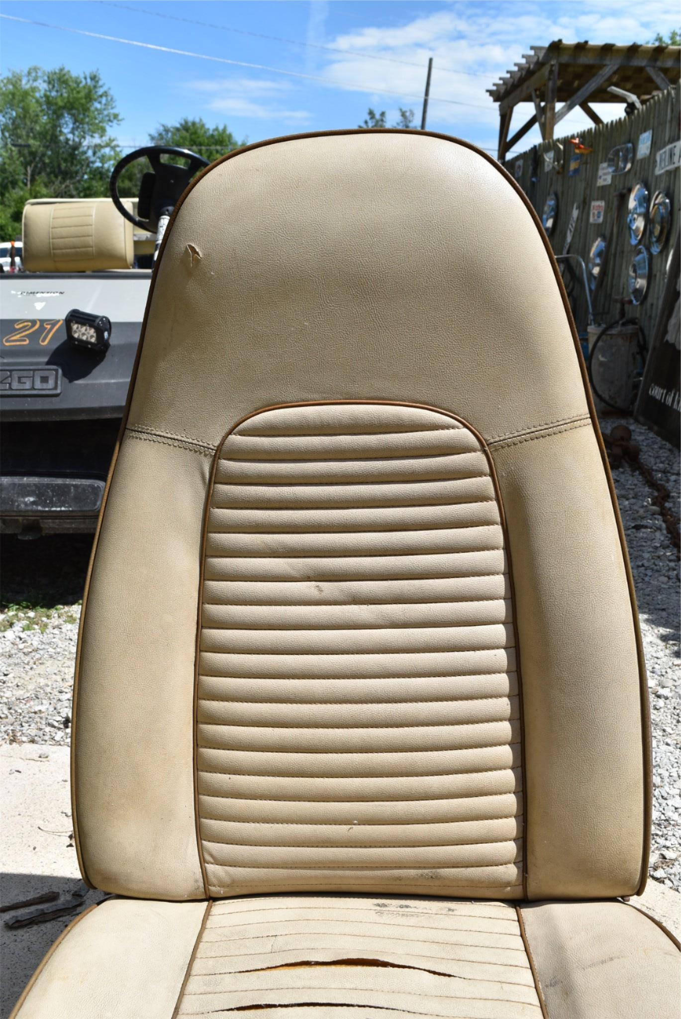 1970 1971 AMC Javelin Front RH Bucket Seat Tracks Turtle Shell High Ba ...
