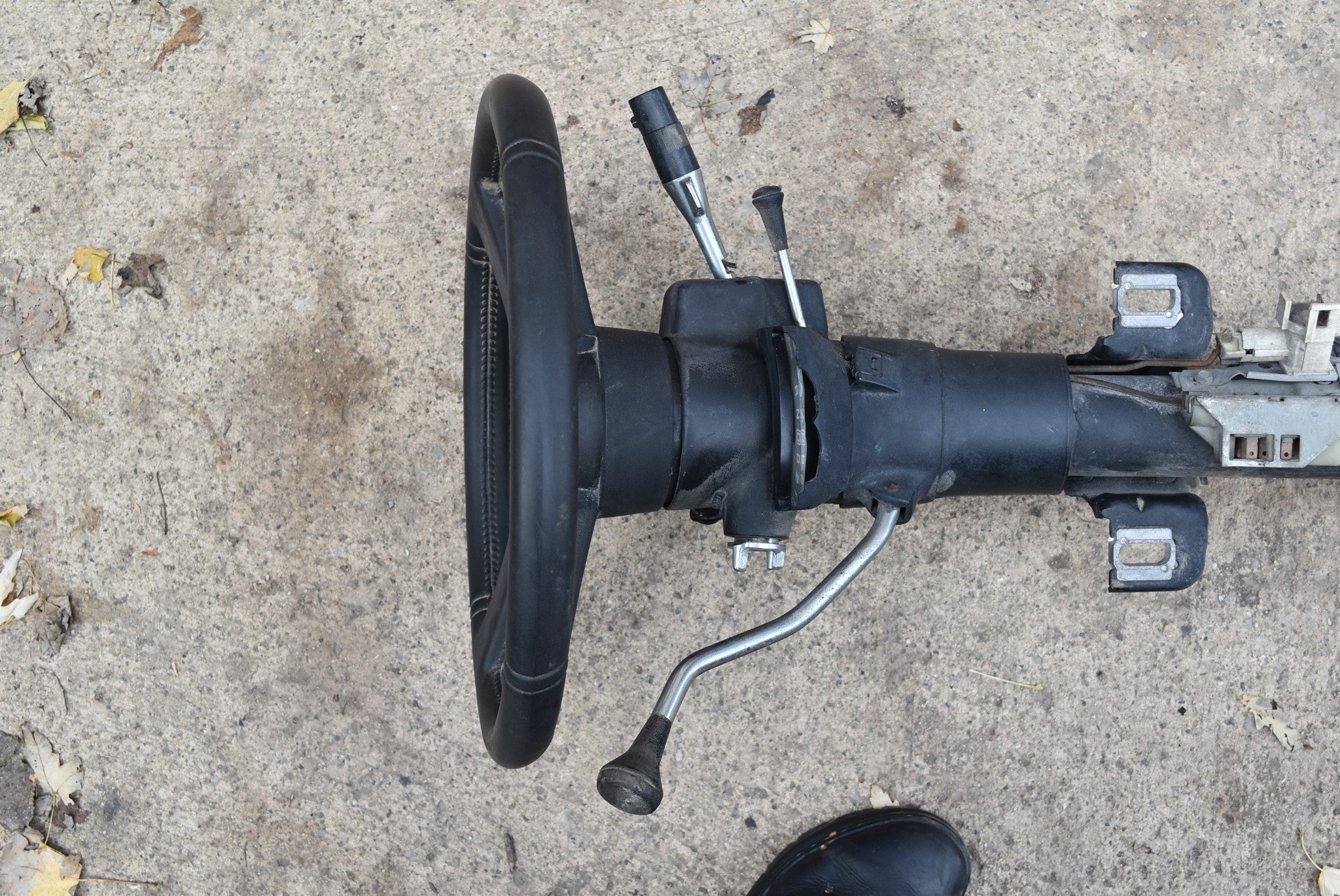 1984 1991 Chevy GMC Van Tilt Steering Column W Steering Wheel No Key C ...