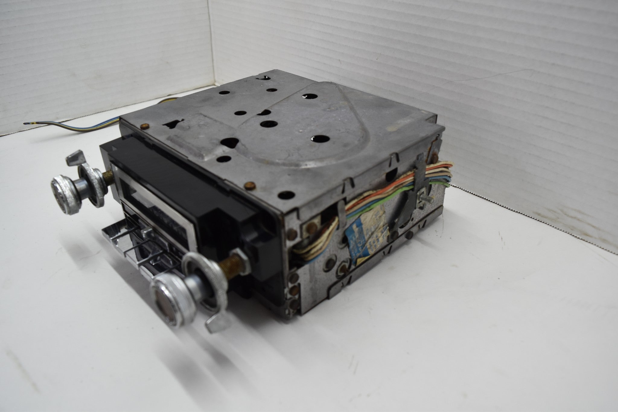 1970's Delco GM AM/FM Stereo Push Button Radio Corvette Camaro Firebir ...