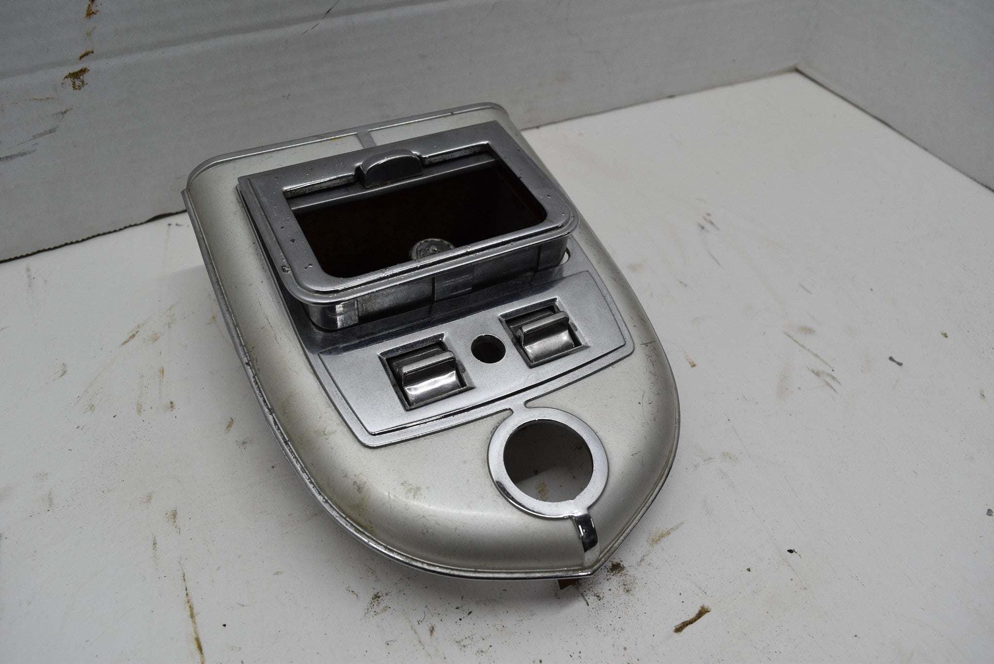 1958 Cadillac Limo Rear seat window switches ash tray assembly 58 Flee ...