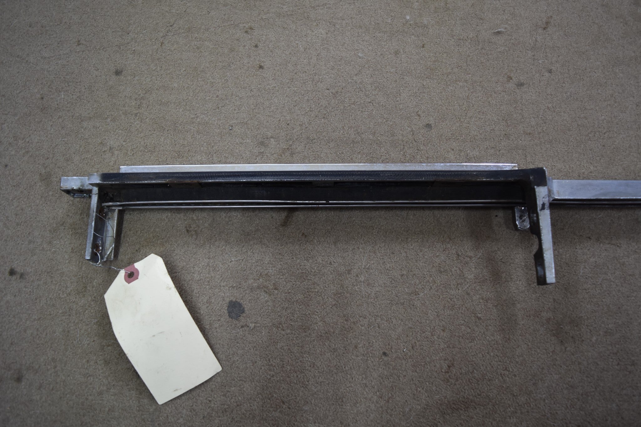 1958 CADILLAC LIMO FLEETWOOD SERIES 75 RIGHT WINDOW RAIL FRONT PASSENG ...