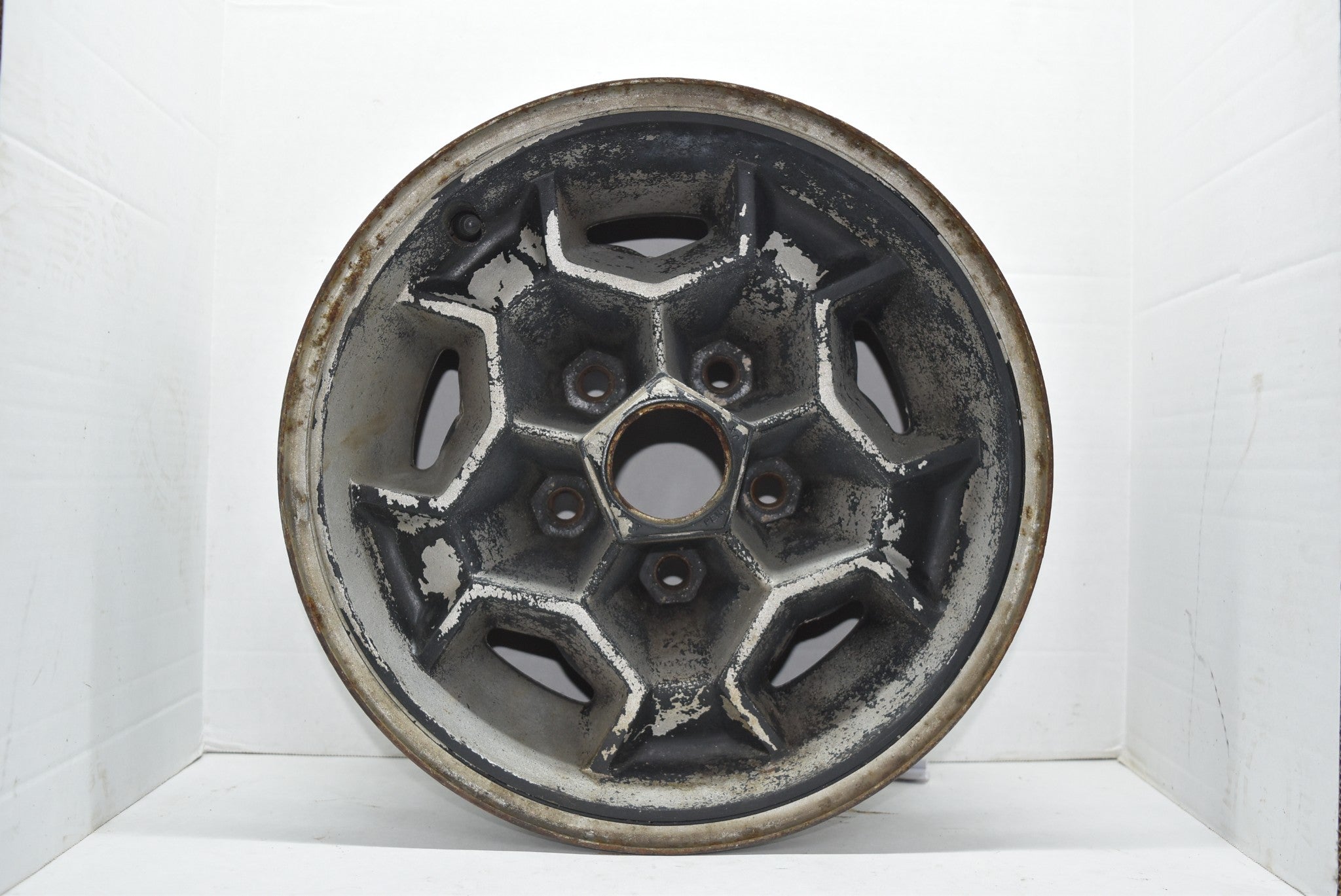 Pontiac Firebird Trans Am Honeycomb Wheel 14 x 7 JJ 1971 1972 1973 197 ...