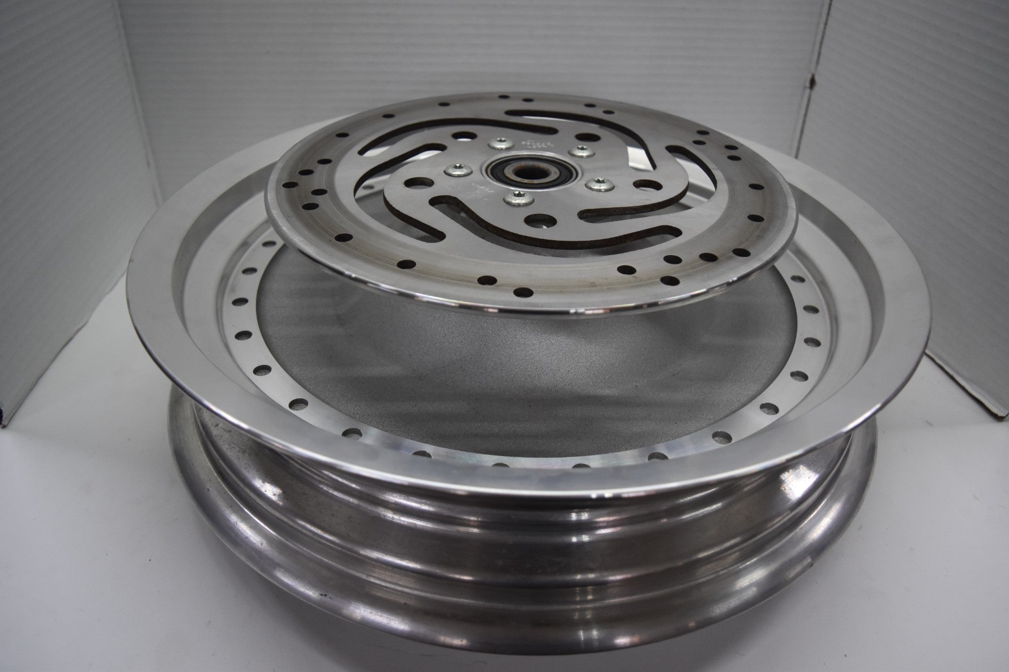 HARLEY-DAVIDSON GENUINE SOFTAIL FATBOY SOLID FRONT WHEEL 16X3 WITH ROT ...