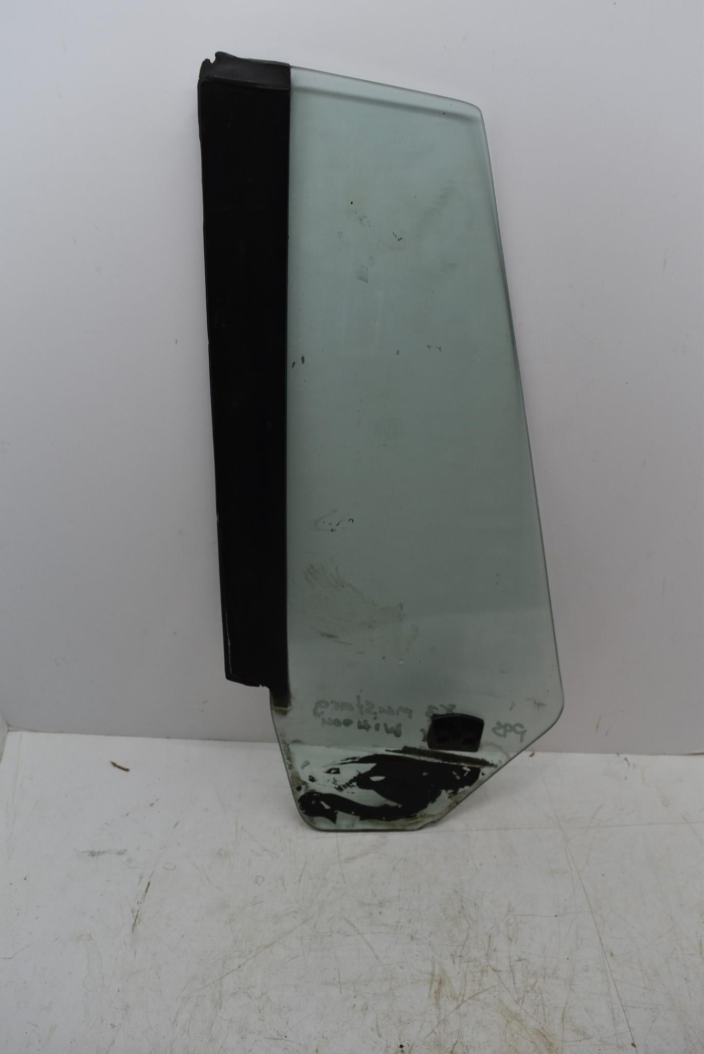 1983-1993 Ford Mustang Convertible Rear RH Quarter Panel Window Glass – FatMan's Garage, LLC