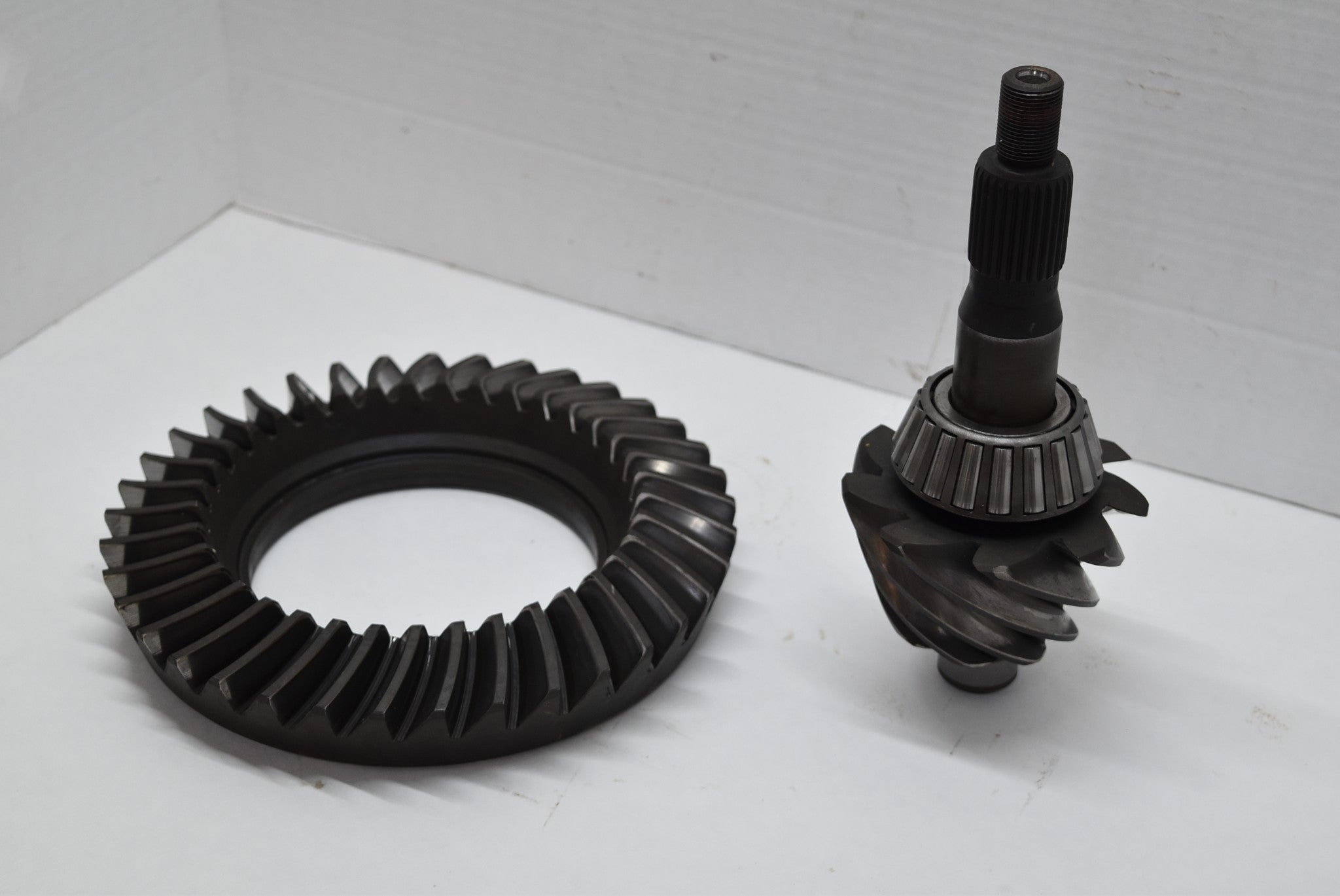 Ford 9" Ring and Pinion Gear Set 9 Inch 4.11 Ratio– FatMan's Garage, LLC