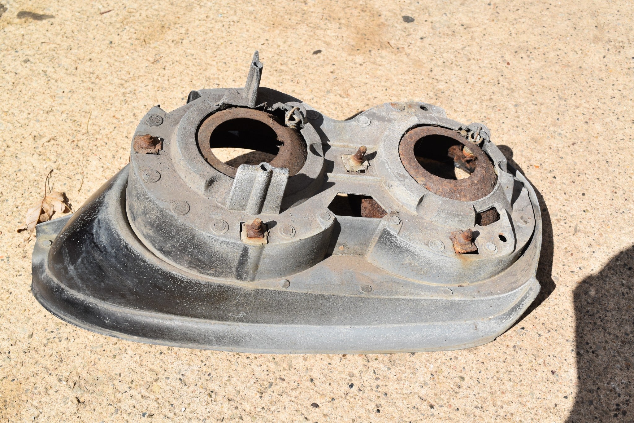 1964 1965 Ford Thunderbird Right RH Headlight Housing Buckets Assembly ...