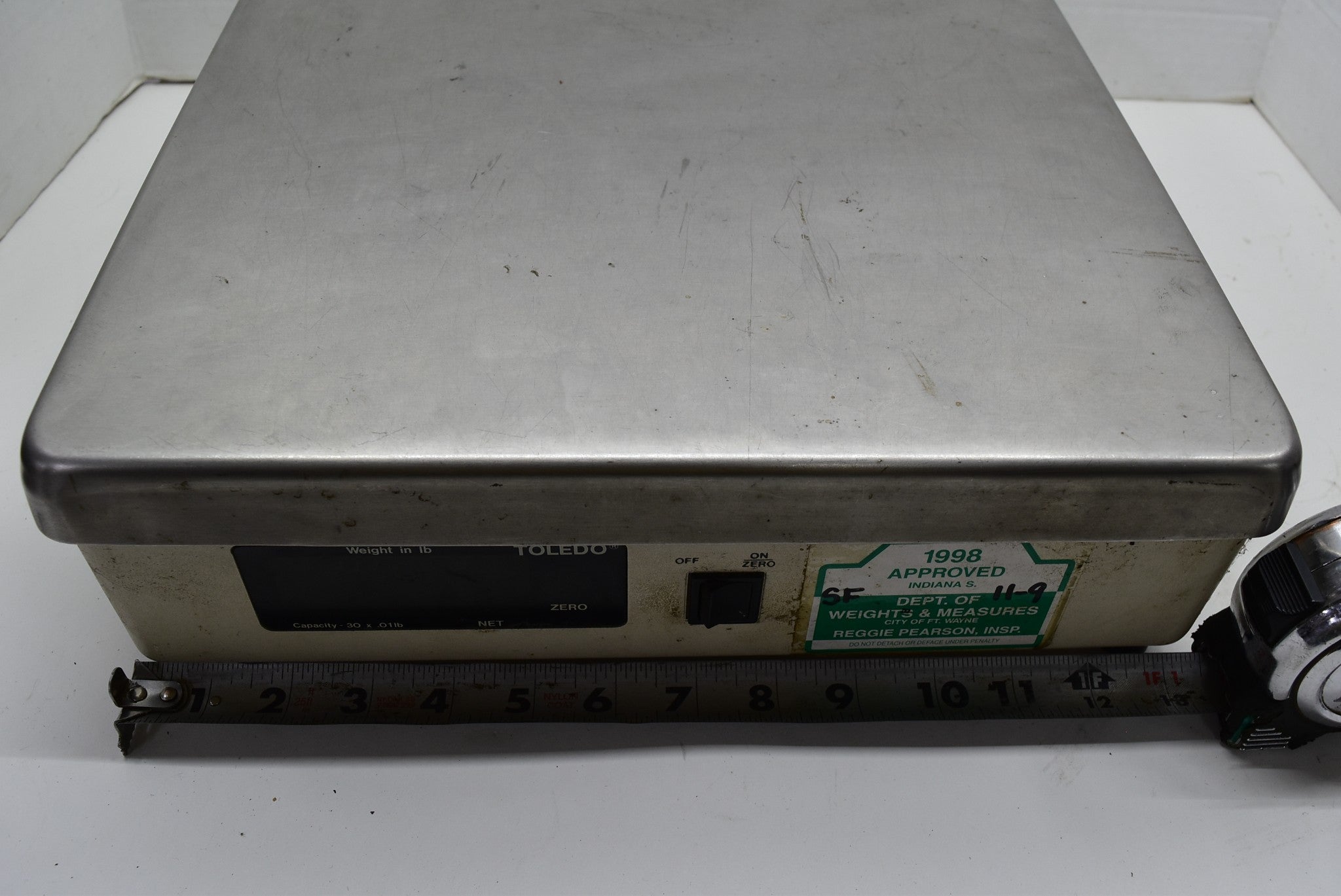 1998 TOLEDO SCALE 8213 2525862 2XR 120 VOLTS 30 LBS WEIGH WEIGHT MEASU ...