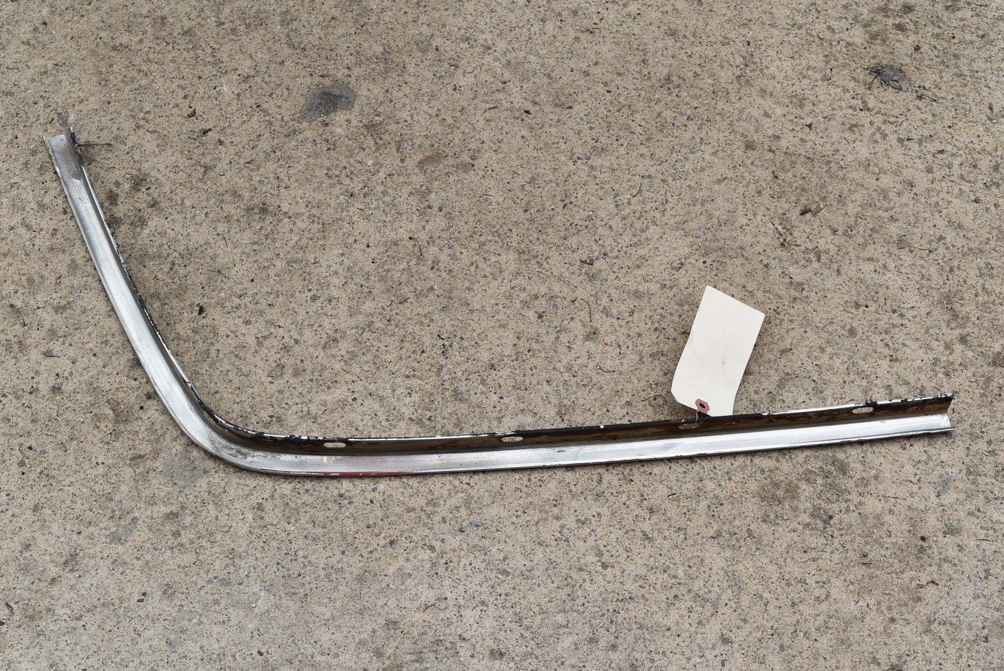 1968 68 Ford Ranchero Rear Window Glass Trim Outer Reveal Moulding Dri ...