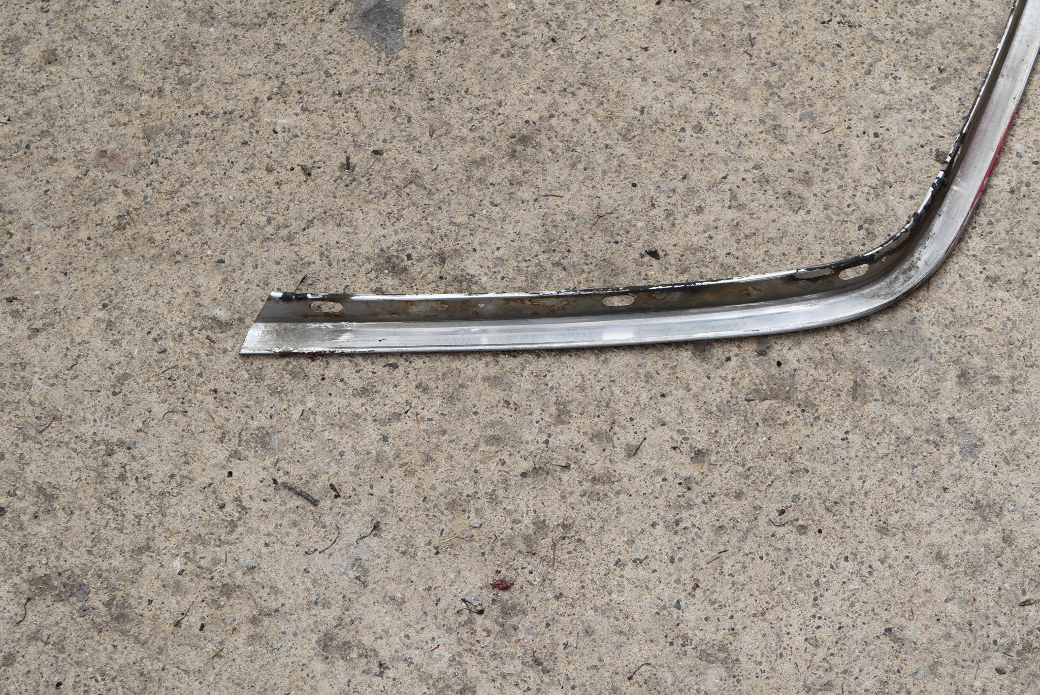 1968 68 Ford Ranchero Rear Window Glass Trim Outer Reveal Moulding Dri ...