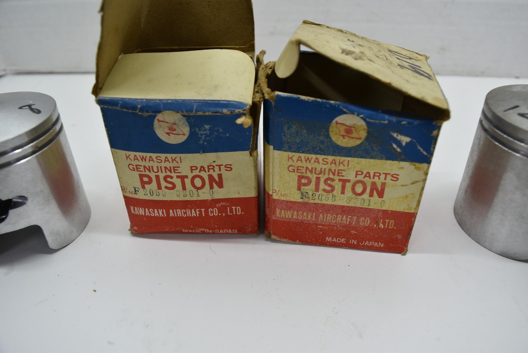 NOS 1966 1969 KAWASAKI F2 175 PISTON F2050 0301 0 13001 019– FatMan's ...