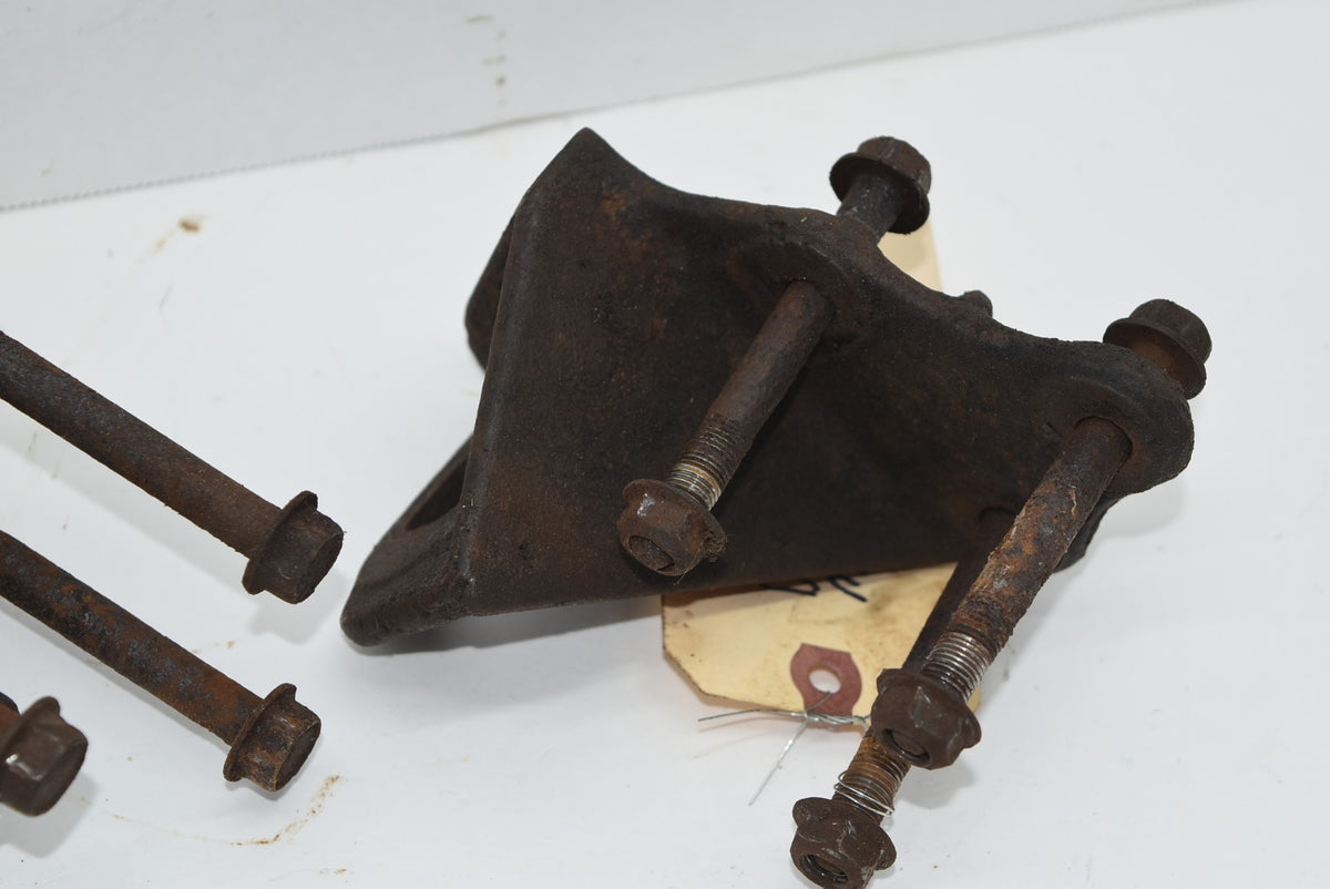 1964 1965 1966 Ford Mustang V8 289 Motor Mounts Pair LH RH OEM 64 65 6 ...