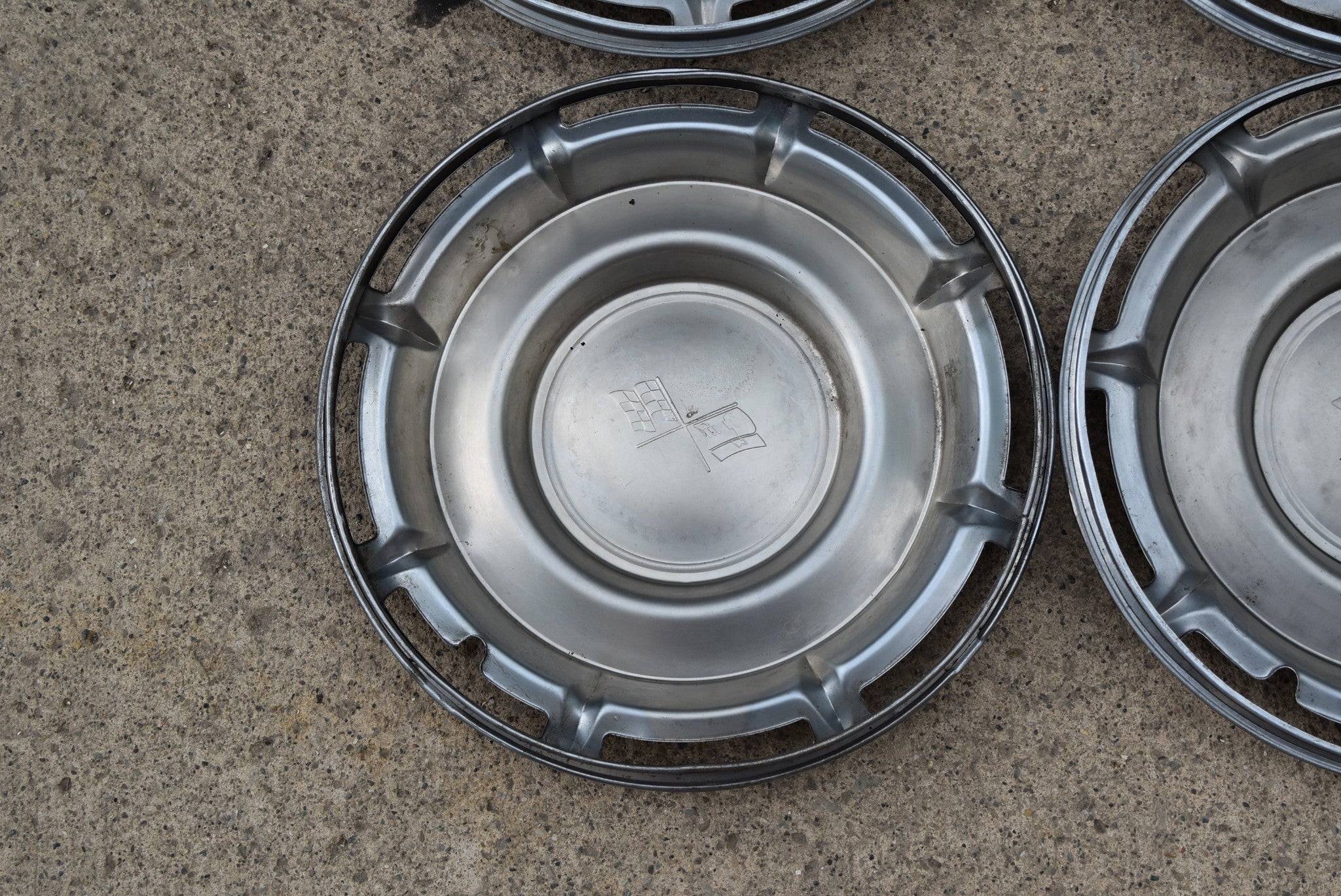 Set Of 4 OEM 1960 Chevrolet Impala Hubcap Wheel Cover Hub Cap Chevy Or ...