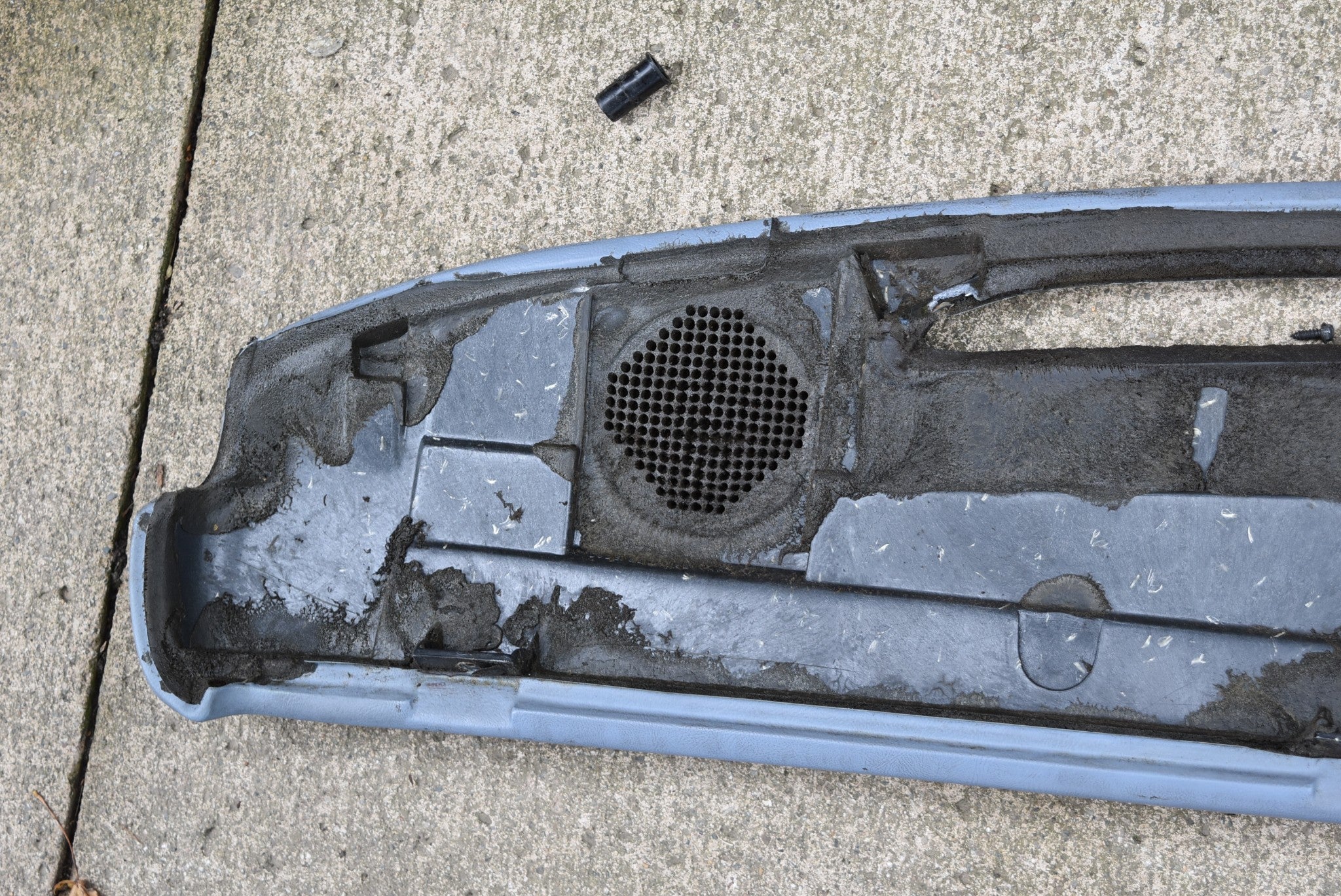 1979-1986 Ford Mustang Blue Vinyl Dash Pad Original OEM Damaged Fox Bo ...