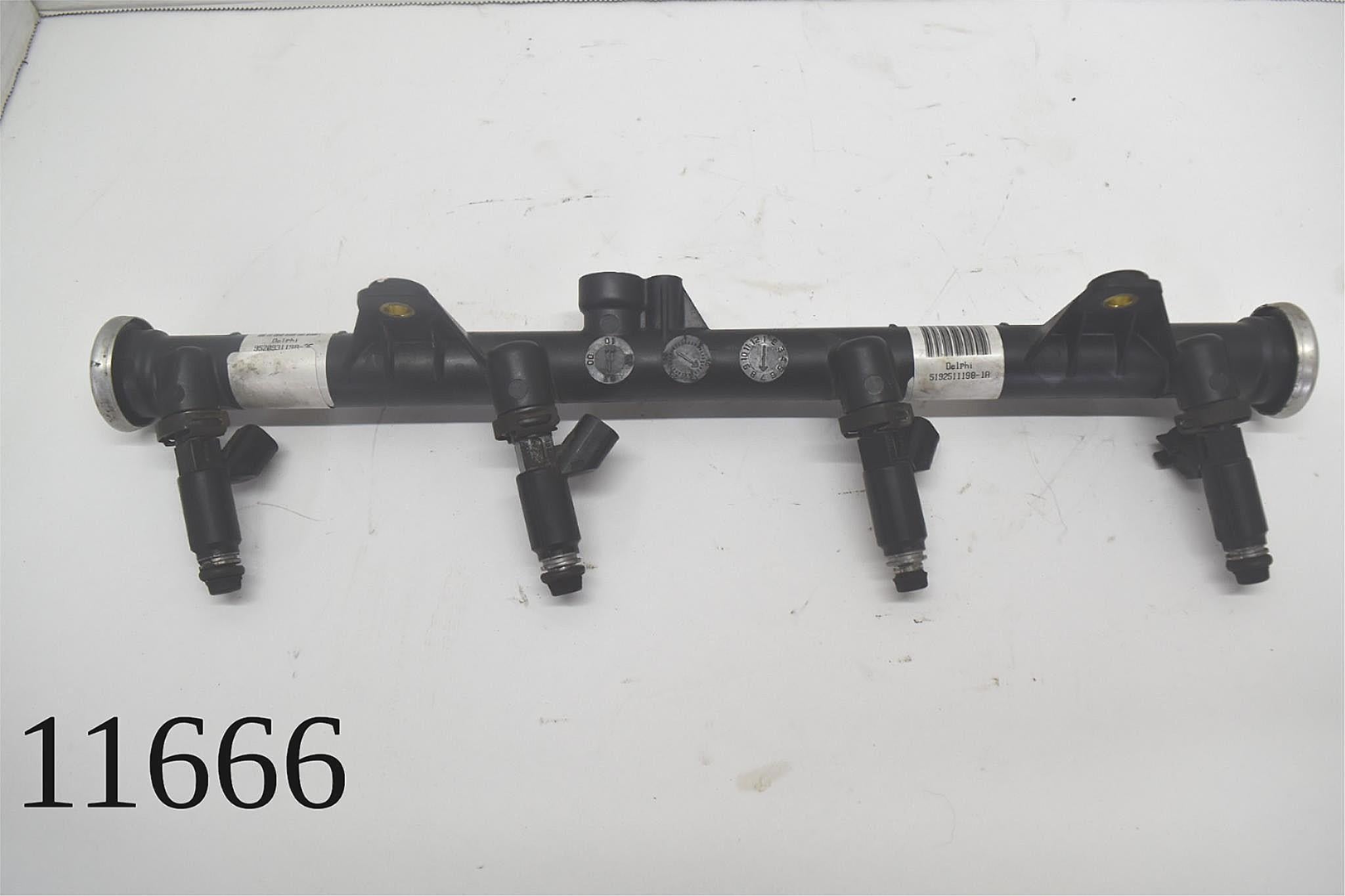 2001- 2007 GMC YUKON 5.3 LS L59 INJECTOR FUEL RAIL 01 02 03 04 05 06 0 ...