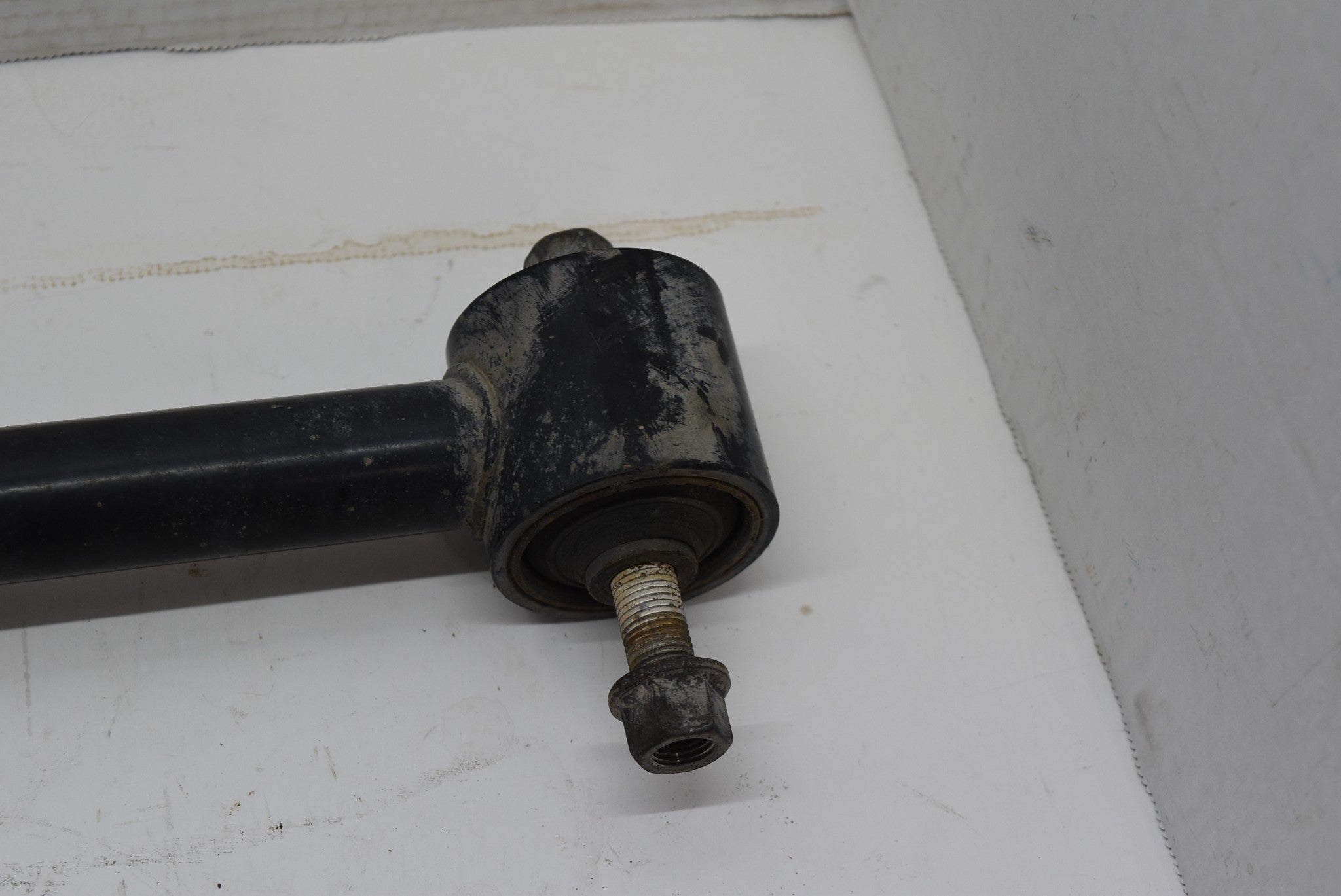 95 02 Isuzu Trooper Rear Axle Suspension 3rd Link Center Stabilizer Ba ...