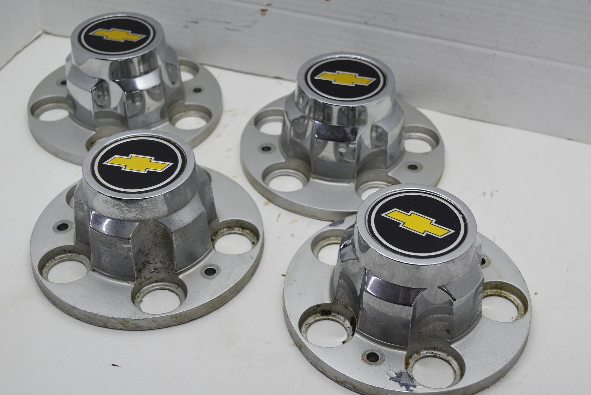 1977 1991 Chevrolet Chevy Suburban Blazer Center Cap Hub Rally Wheel S– FatMan's Garage, LLC