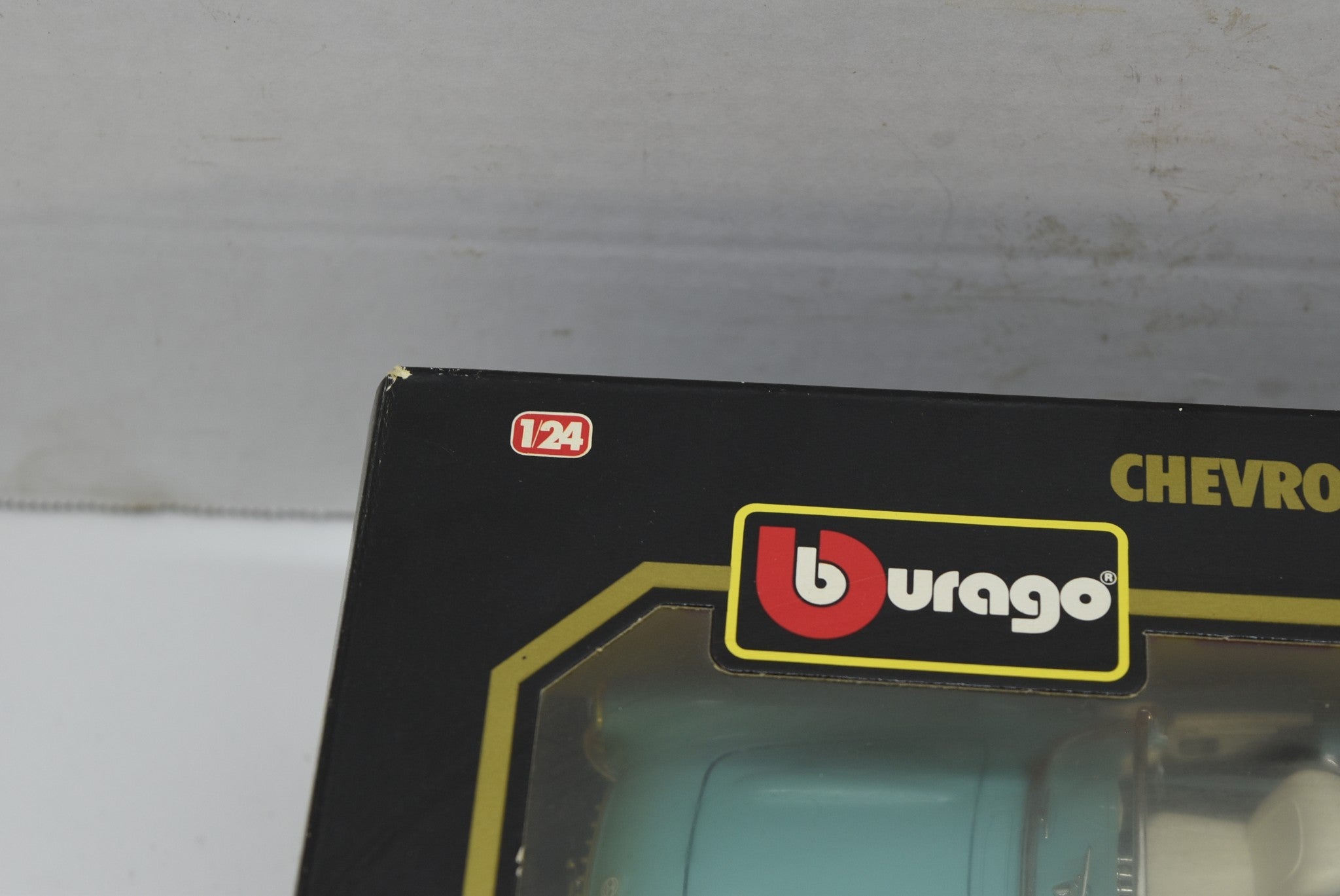 Burago 1957 Chevrolet Corvette Die Cast Metal With Plastic Parts New I ...