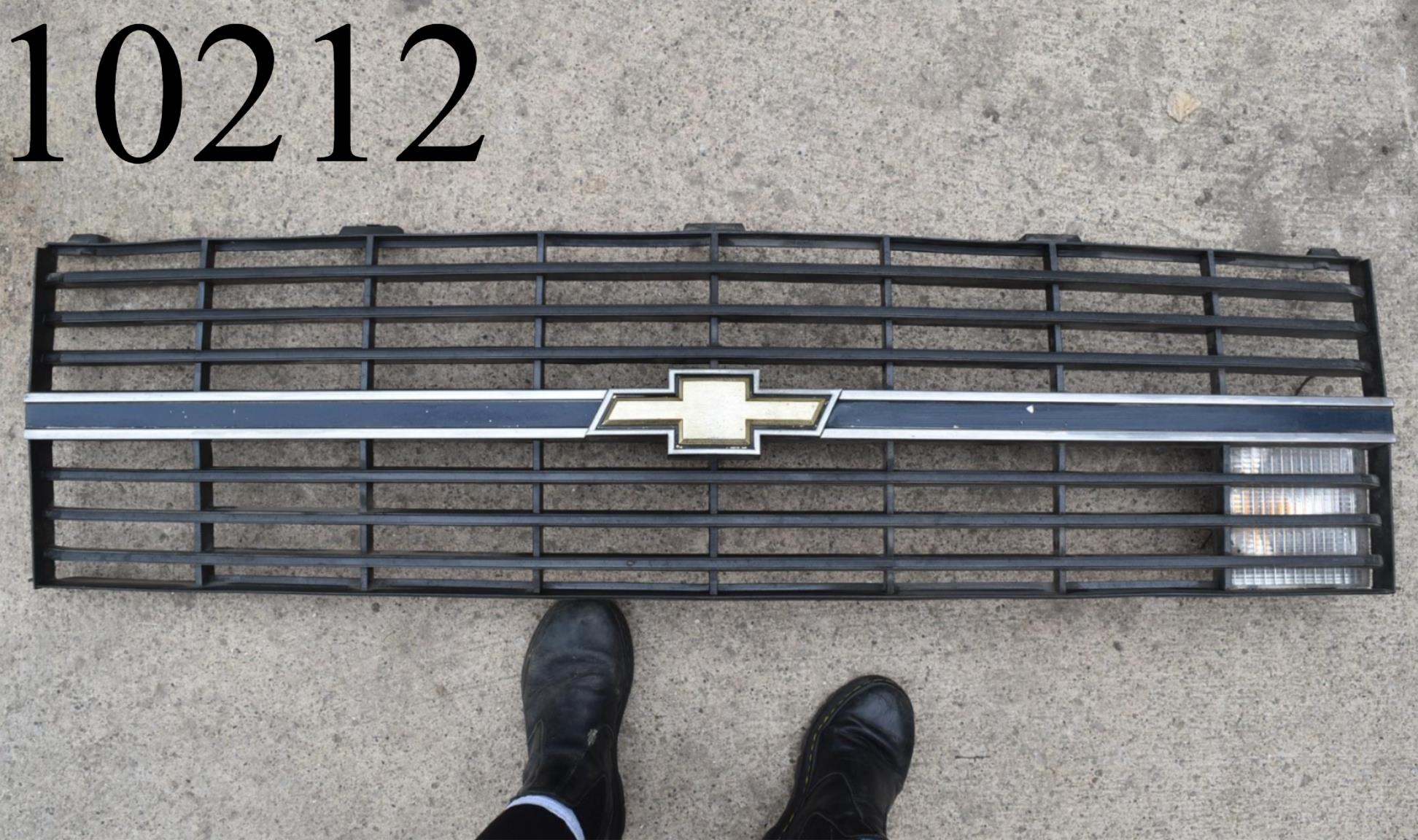 1983 1984 Chevy Suburban Blazer C10 Truck Squarebody Square Grille Gri ...