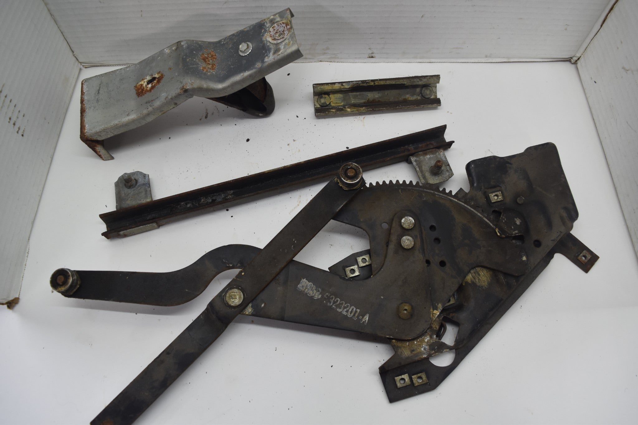 1958 1959 1960 FORD THUNDERBIRD FRONT DRIVER WINDOW POWER REGULATOR TR ...