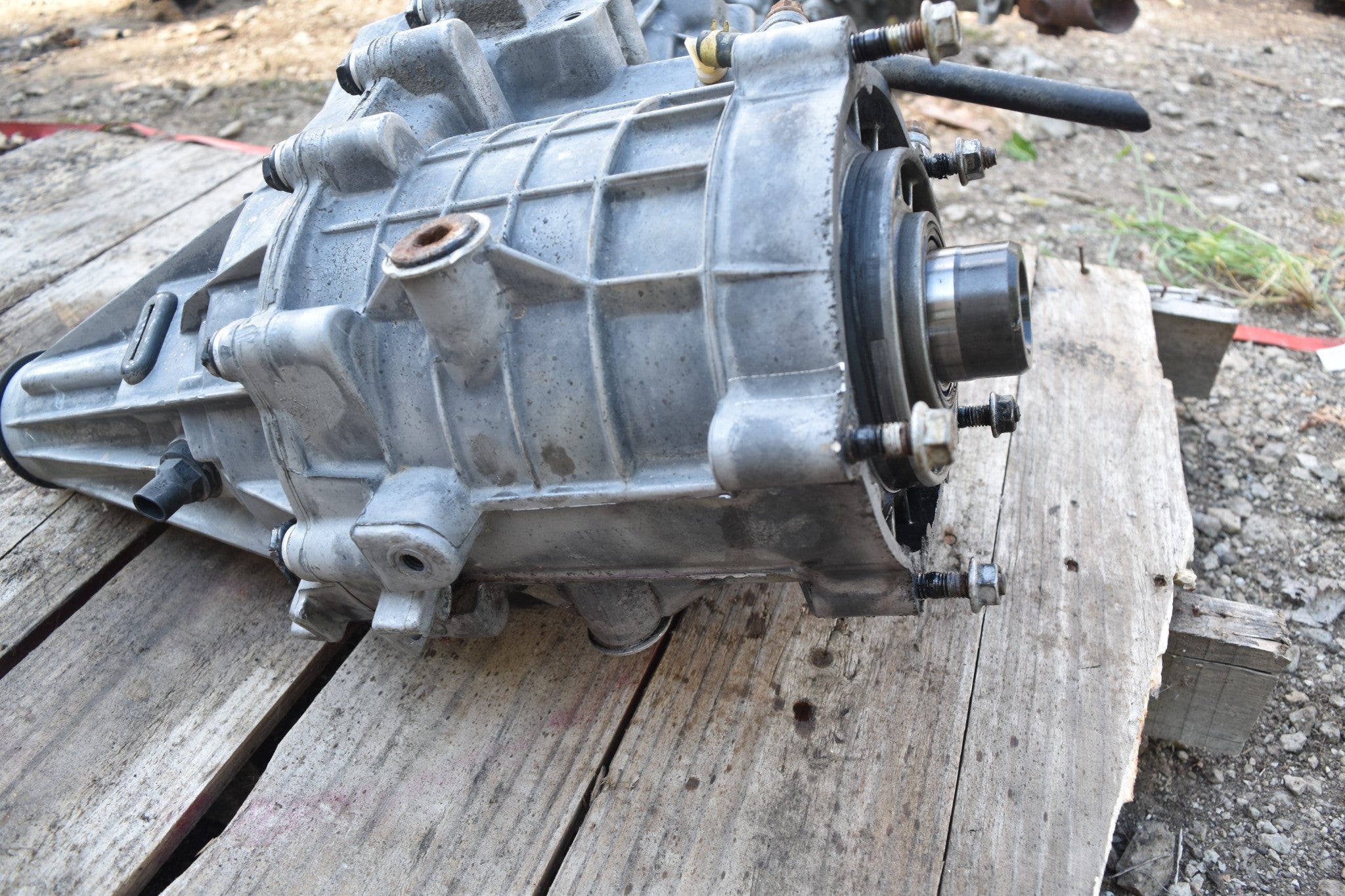 2002 GMC CHEVY GM ASTRO VAN 4L60E TRANSFER CASE NP136 02– FatMan's ...