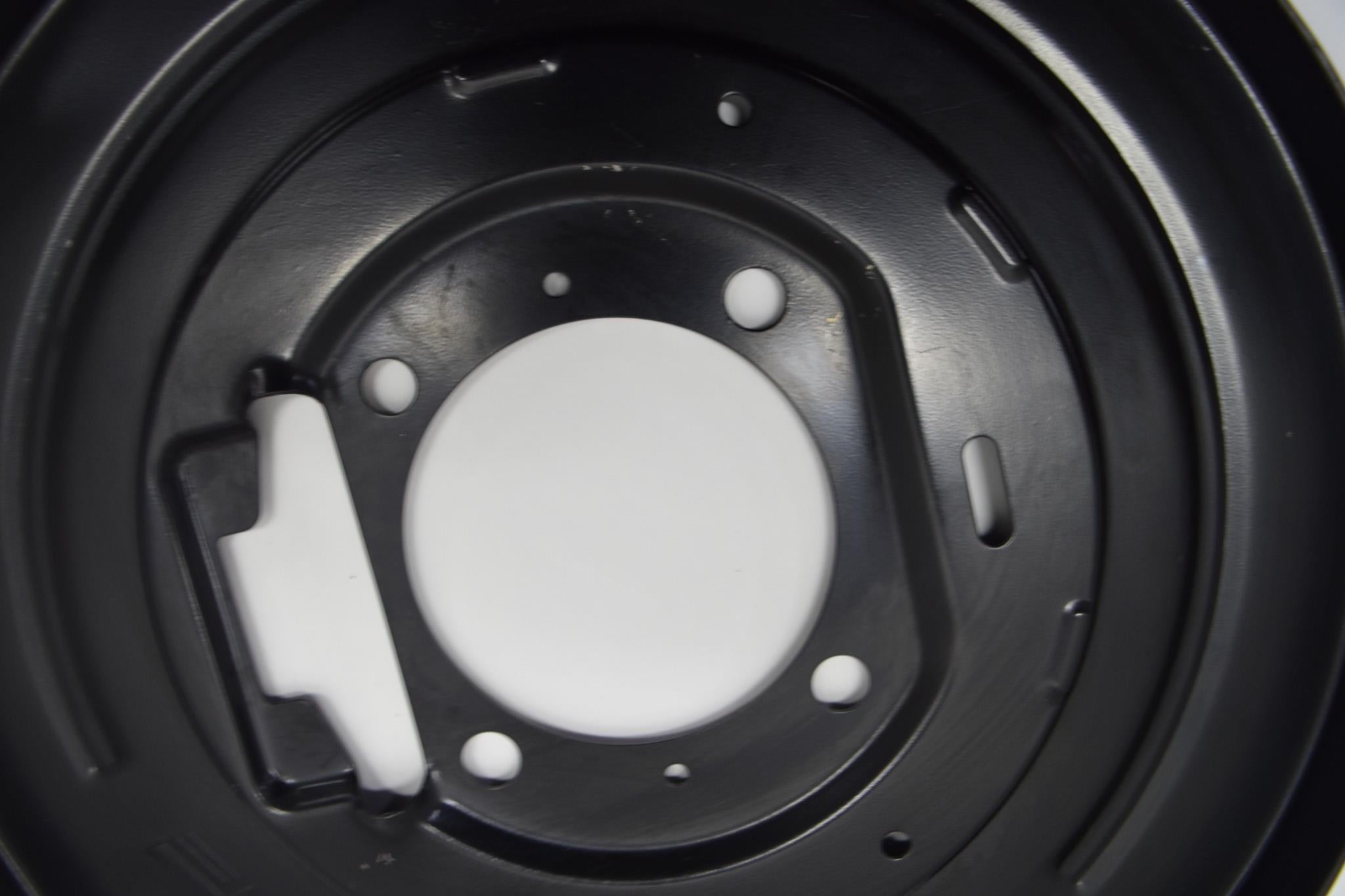 1997 2003 FORD F150 F250 EXPEDITION REAR BRAKE BACKING PLATE 98 99 00 ...