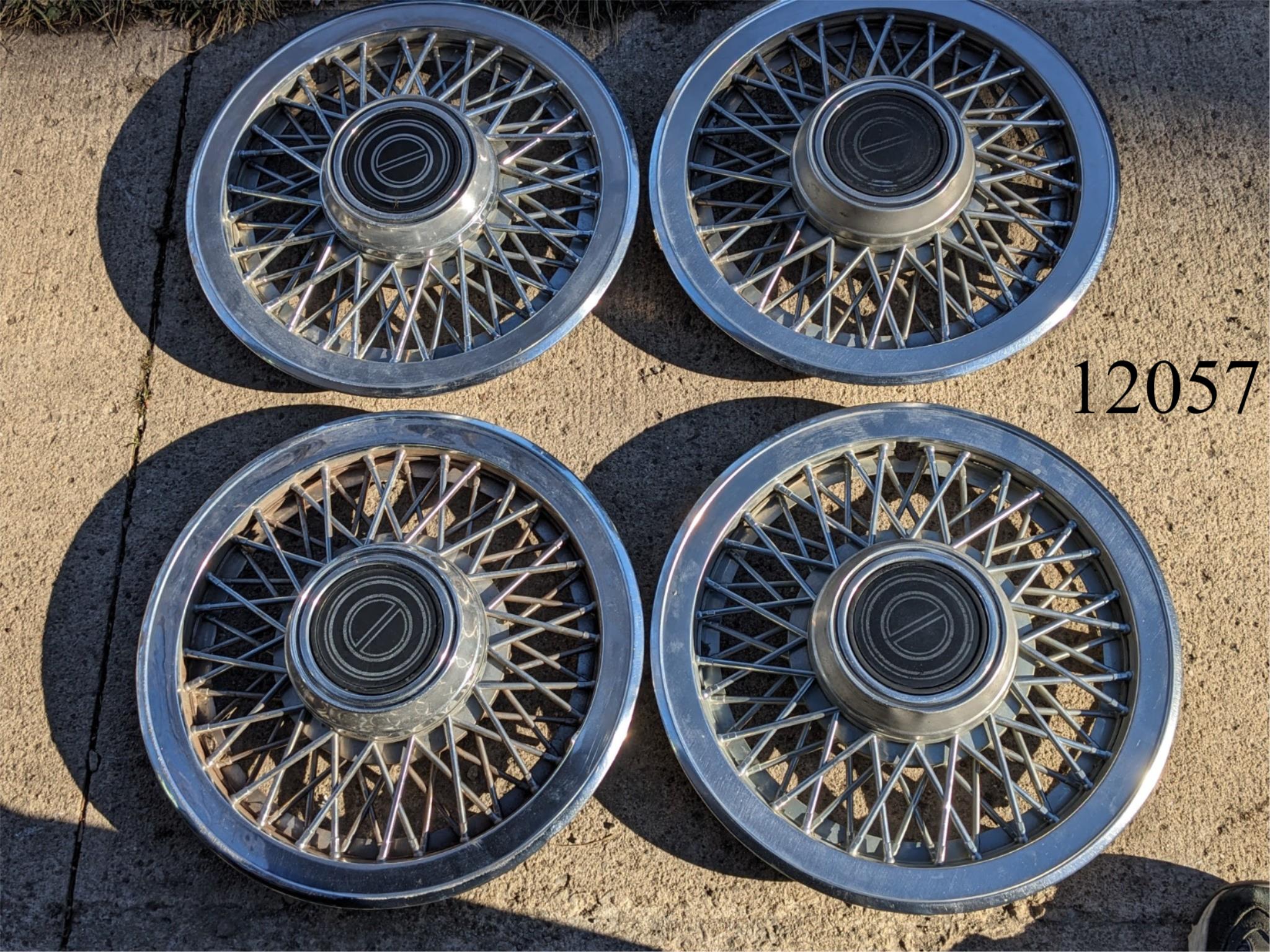 4 Ford Thunderbird Wire Spoke Hubcaps Wheel Covers14" 83-165AA E3SC-11 ...