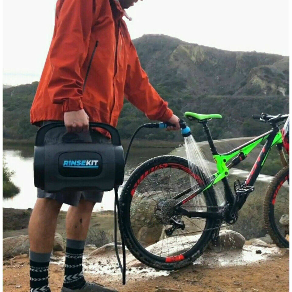 Portable Pressurized 1.5 Gallon Water RinseKit Pod Rinse Sprayer Outdo ...